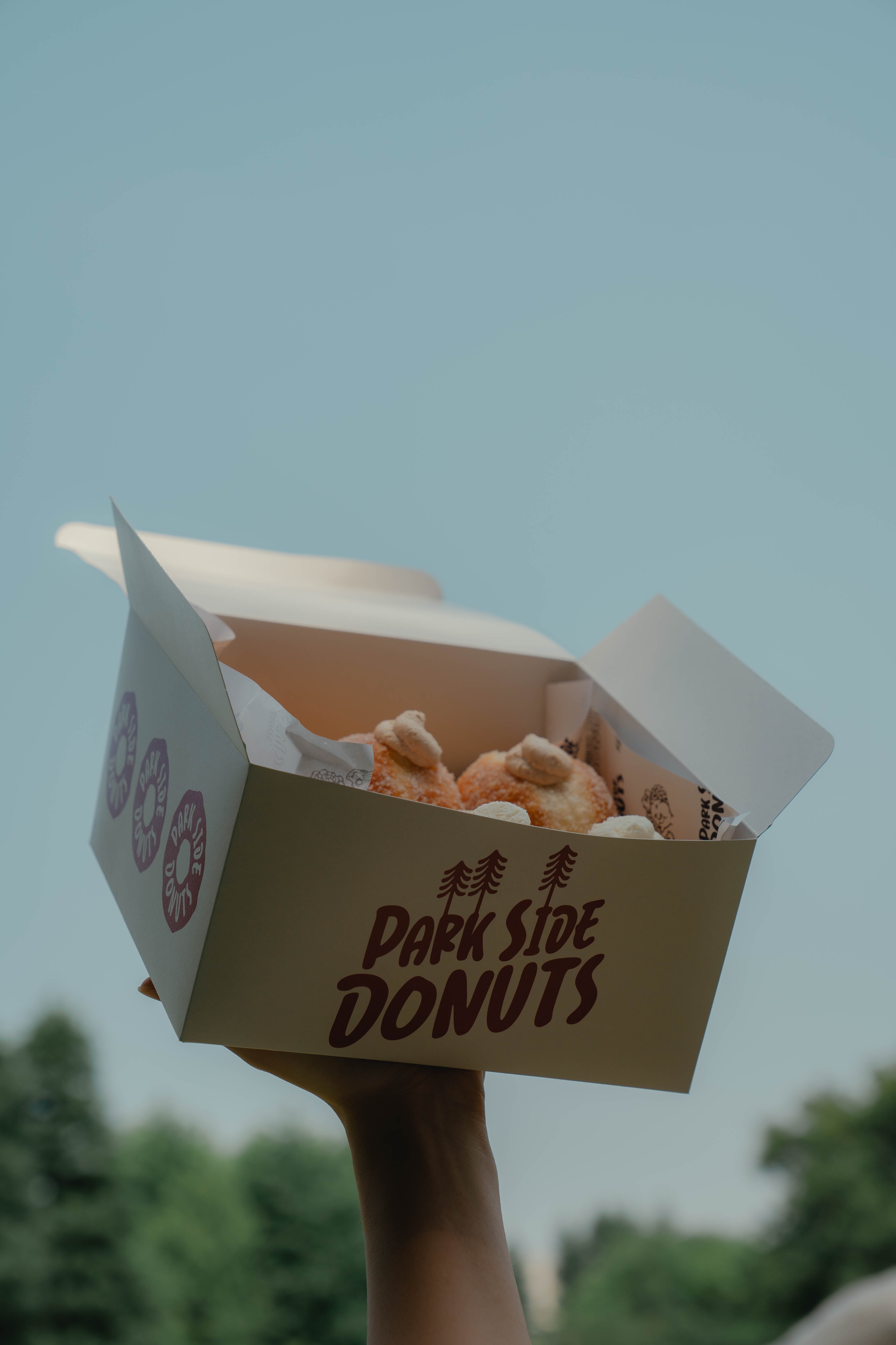 PARK SIDE DONUTS パークサイドドーナツ – cafe The SUN LIVES HERE